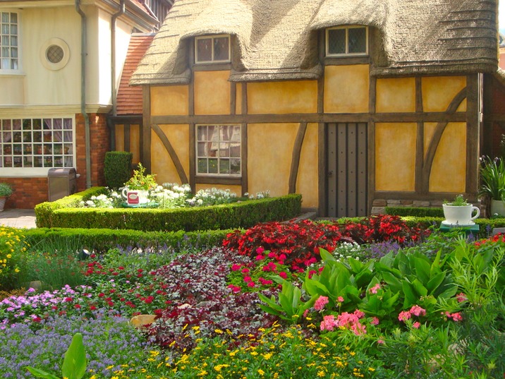 Quaint | 2012 Holiday Greetings